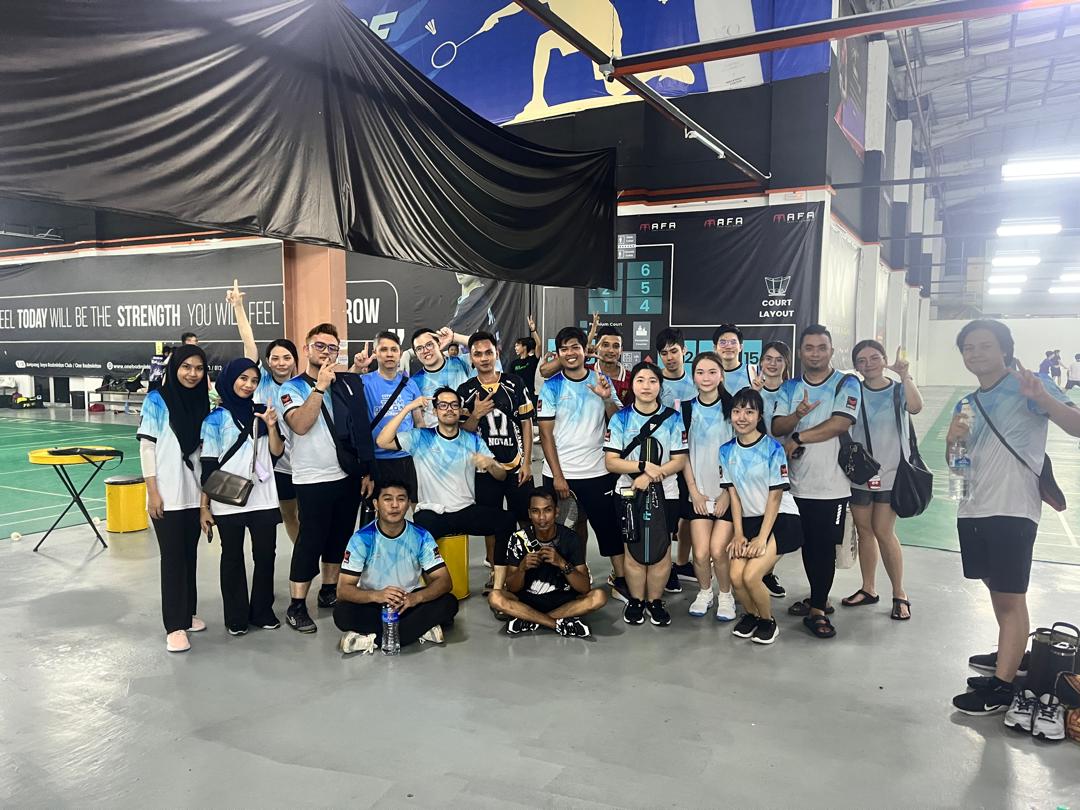 𝐒𝐦𝐚𝐬𝐡𝐢𝐧𝐠 𝐬𝐭𝐫𝐞𝐬𝐬, 𝐨𝐧𝐞 𝐬𝐡𝐮𝐭𝐭𝐥𝐞 𝐚𝐭 𝐚 𝐭𝐢𝐦𝐞! - LaundryBar